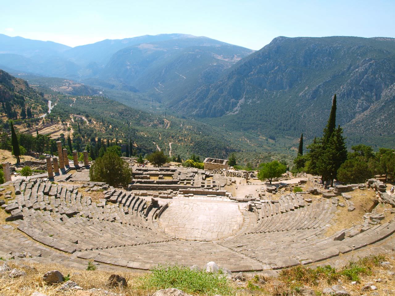 Delphi Greece Visiting The Greek Centre Of The World