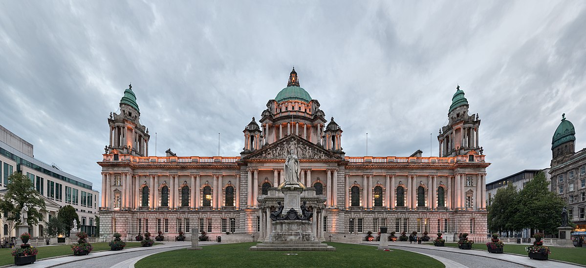Things to do in Belfast in ONE day! A super easy Belfast Itinerary
