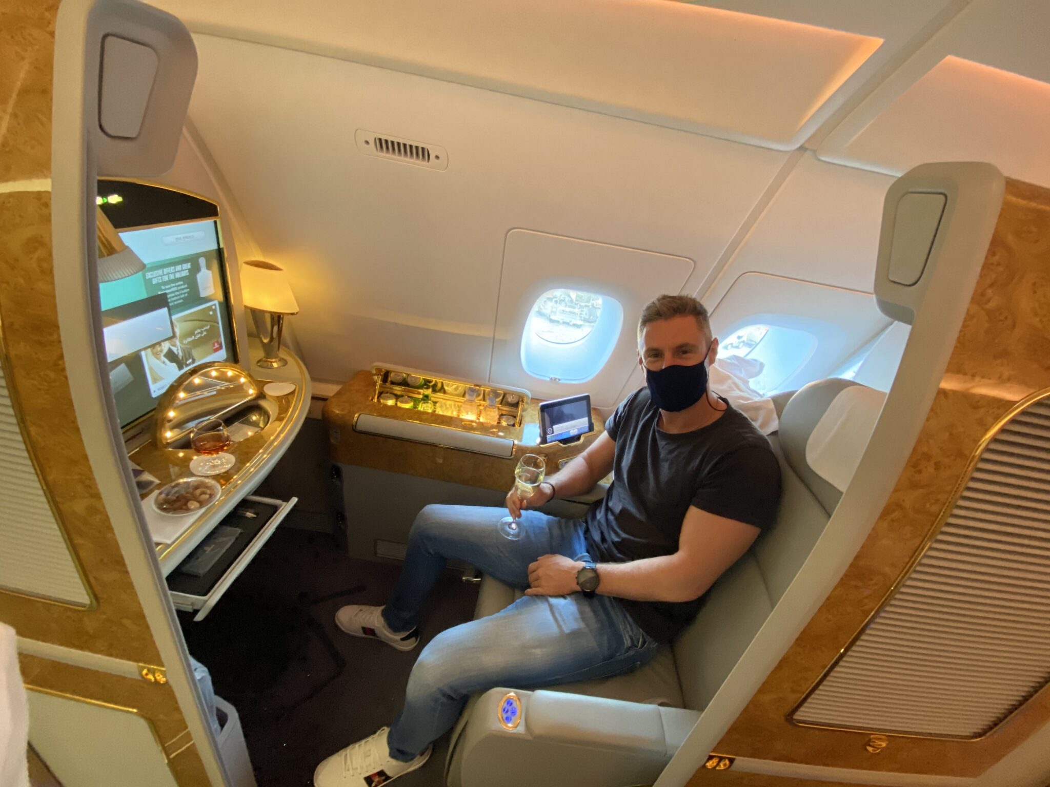 How Do Air Miles Work? A 2024 COMPLETE BEGINNERS guide